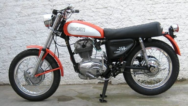 Moto del día: Ducati Road 250 - espíritu RACER moto