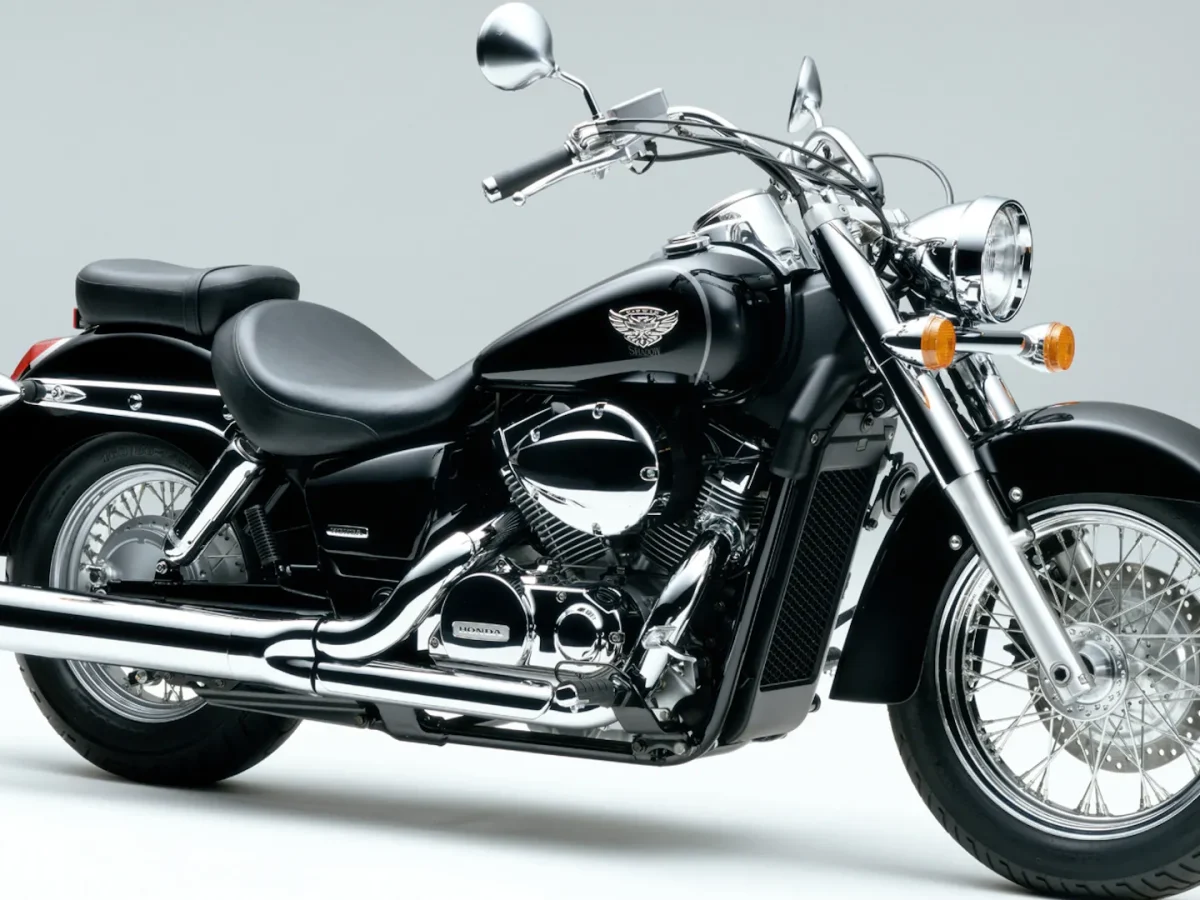 Honda Shadow Amarilla Con Franjas De Carreras Negras Honda Shadow